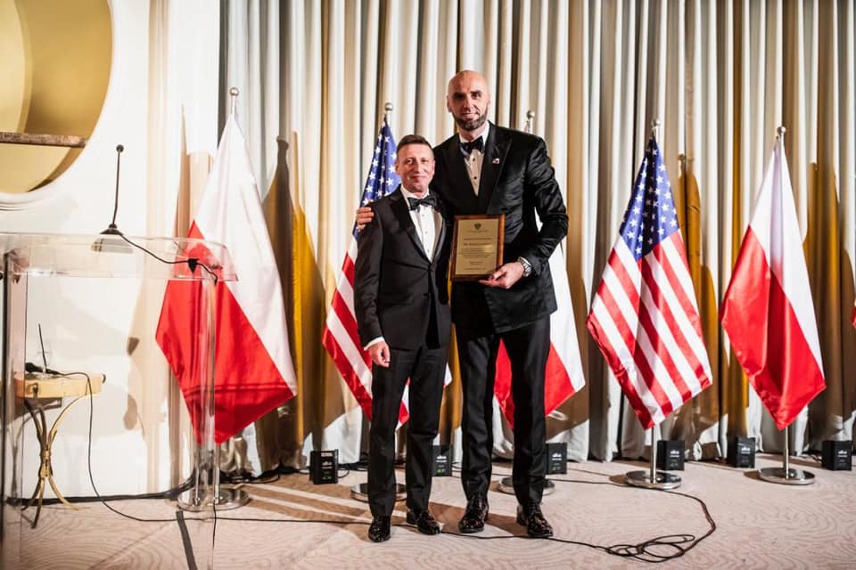 Former NBA Player, Marcin Gortat Honored in Los Angeles - Polonia News ...
